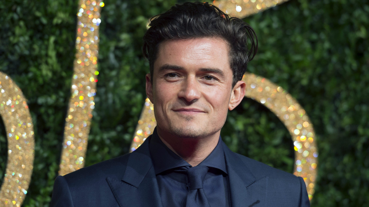 orlando bloom: tippfehler im tattoo