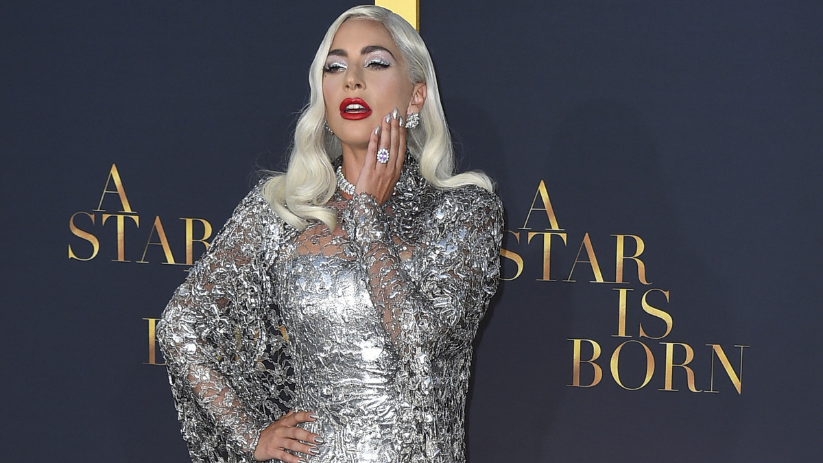 lady gaga bei mega-party für absolventen